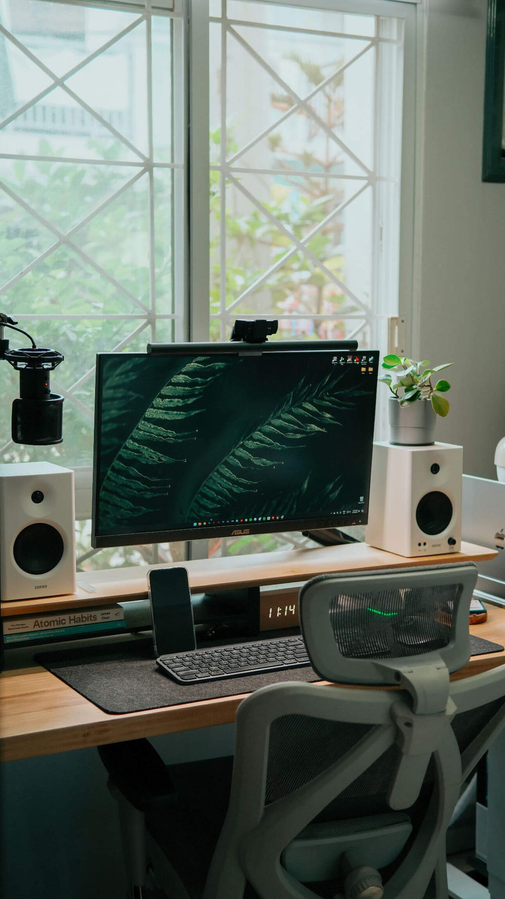 Standing Desks Philippines | Ark Ergonomics PH